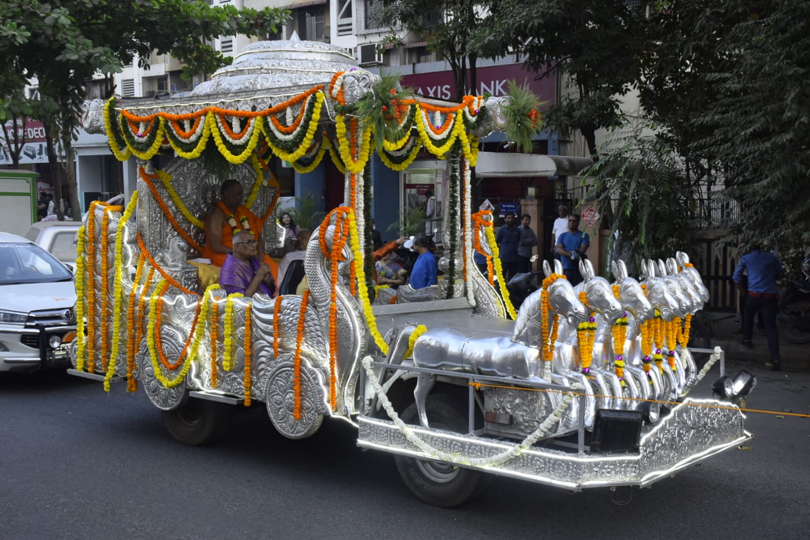 SRI RAGHAVENDRA SWAMY MATHA